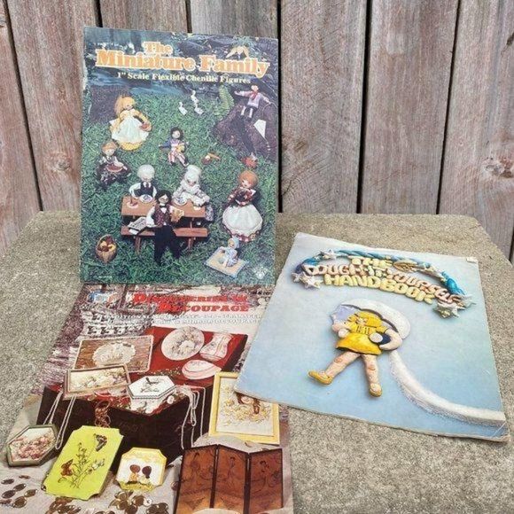 Vintage | Accents | Vintage Retro Arts Crafts Booklet Bundle 7s | Poshmark
